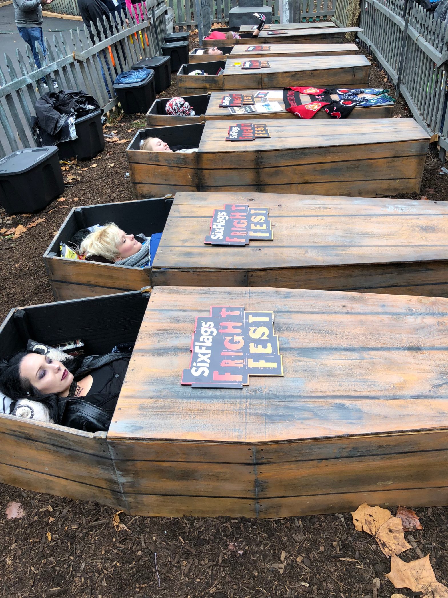 A great reward awaits those who can spend 30 hours inside a coffin in ...